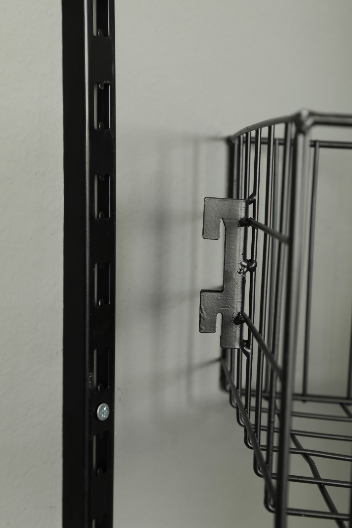 Hooked Wire Basket - Rack Modern