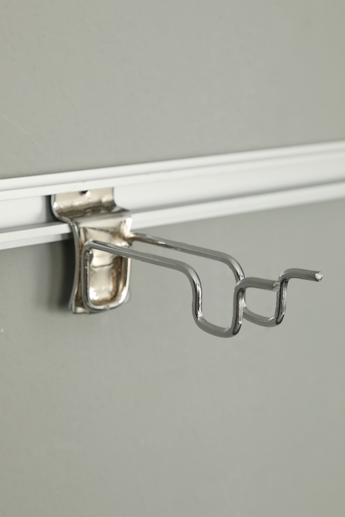 Fishing Hook for Slatwall Panel - Rack Modern