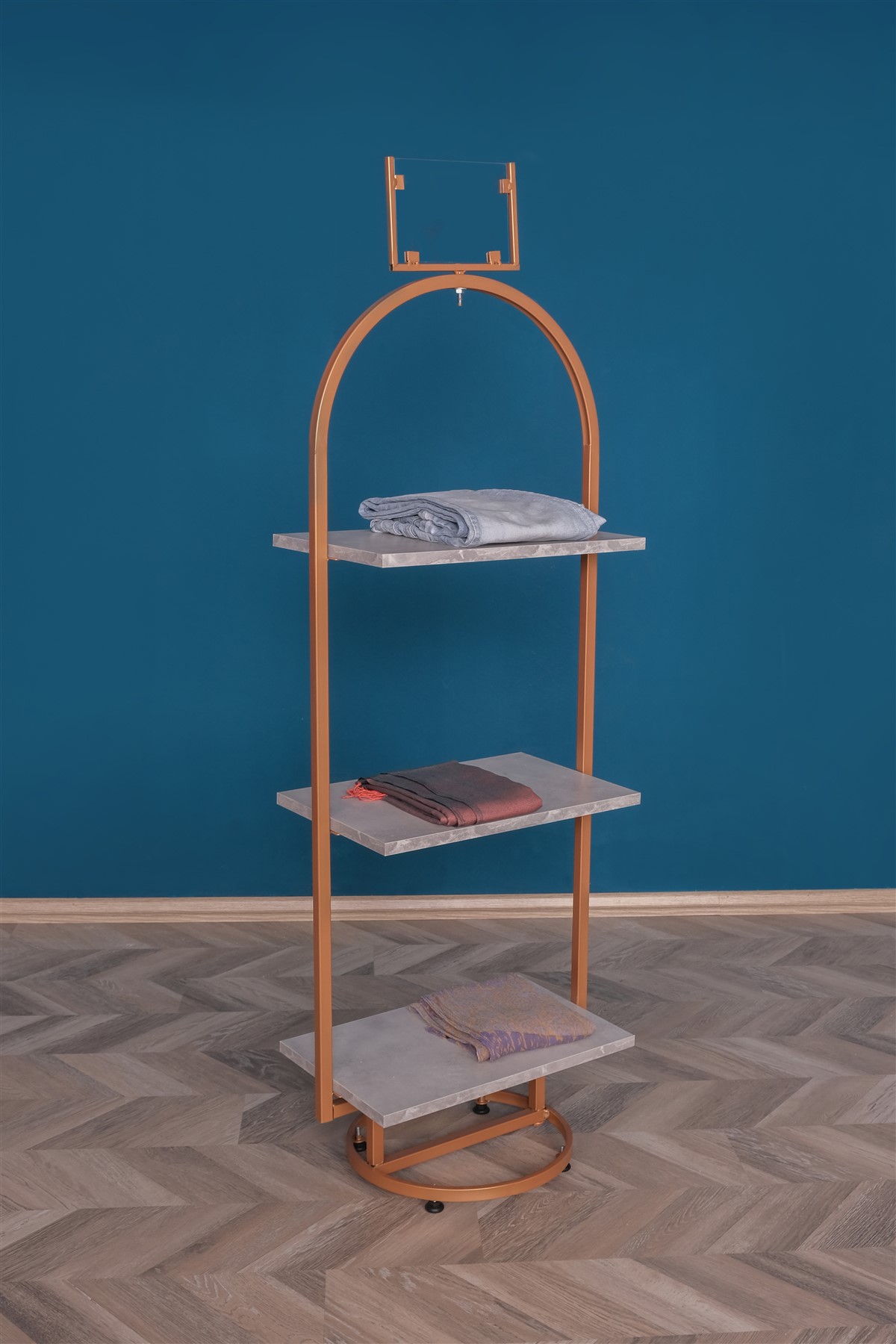 Shelved Middle Stand - Rack Modern