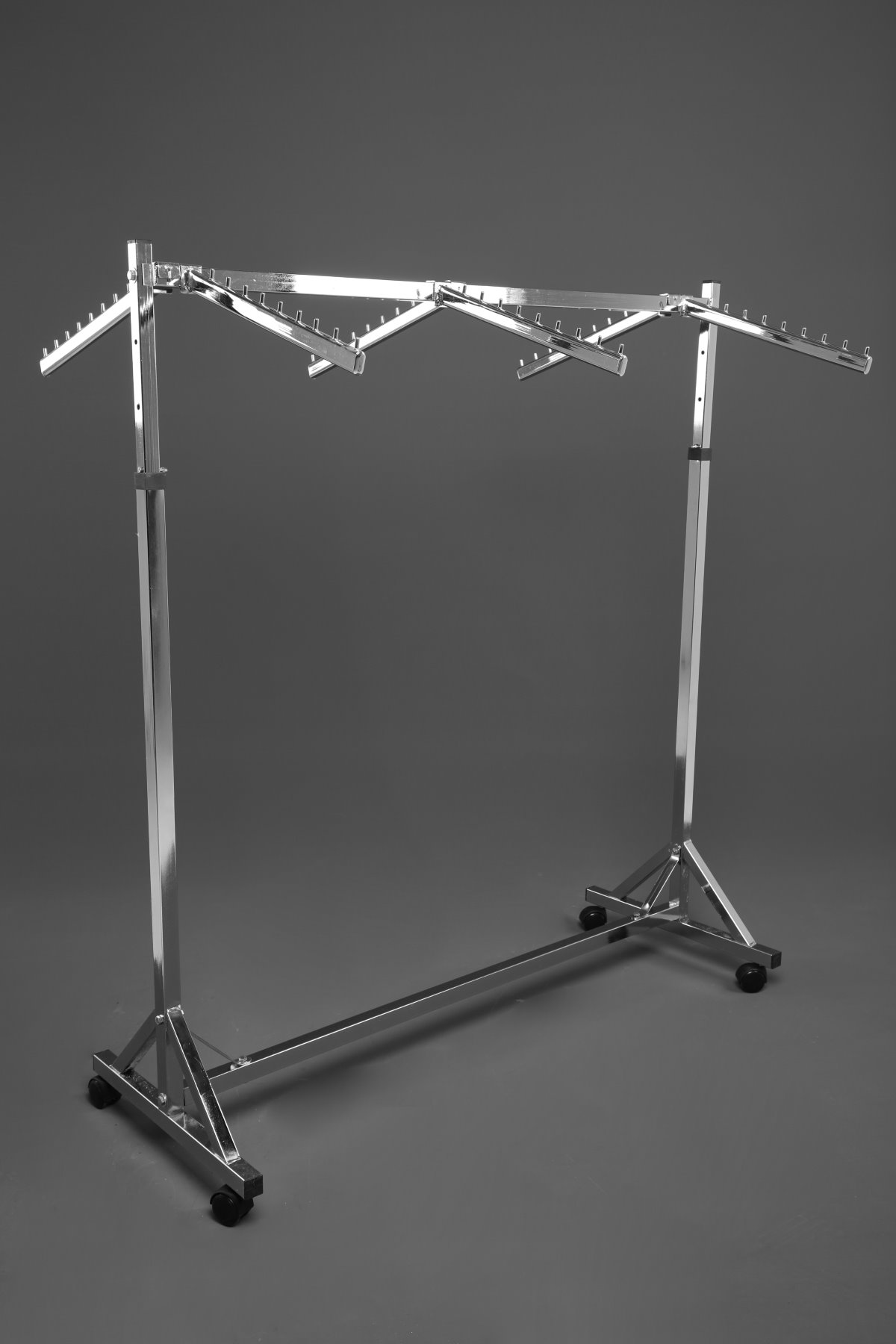 Single-Tier Double-Sided 6-Hook Chrome Hanger Stand - Rack Modern